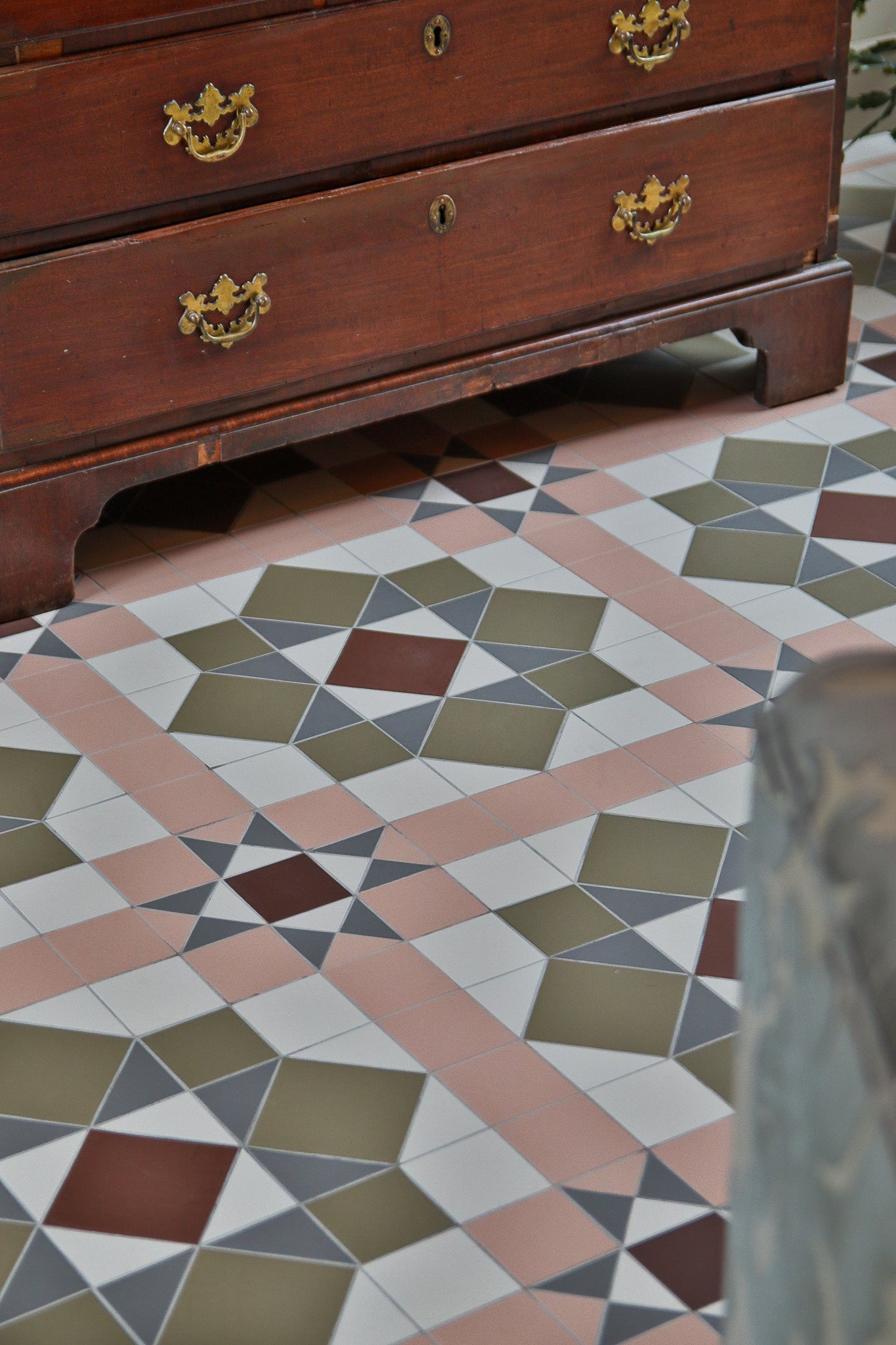 Original Style Victorian Floor Tiles for Hallways and Pathways ...
