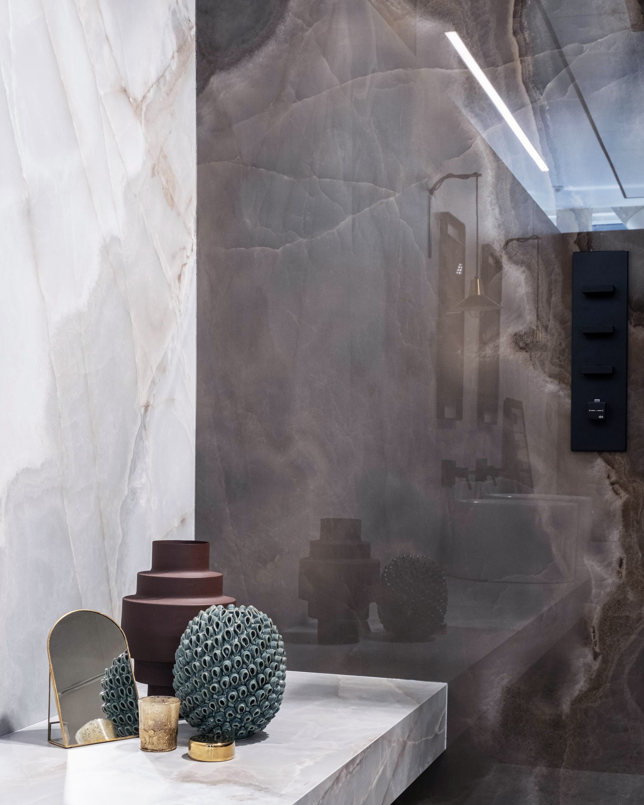 Onici Reve Choco (Glossy) - Brown Onyx Effect Polished Porcelain Tile ...